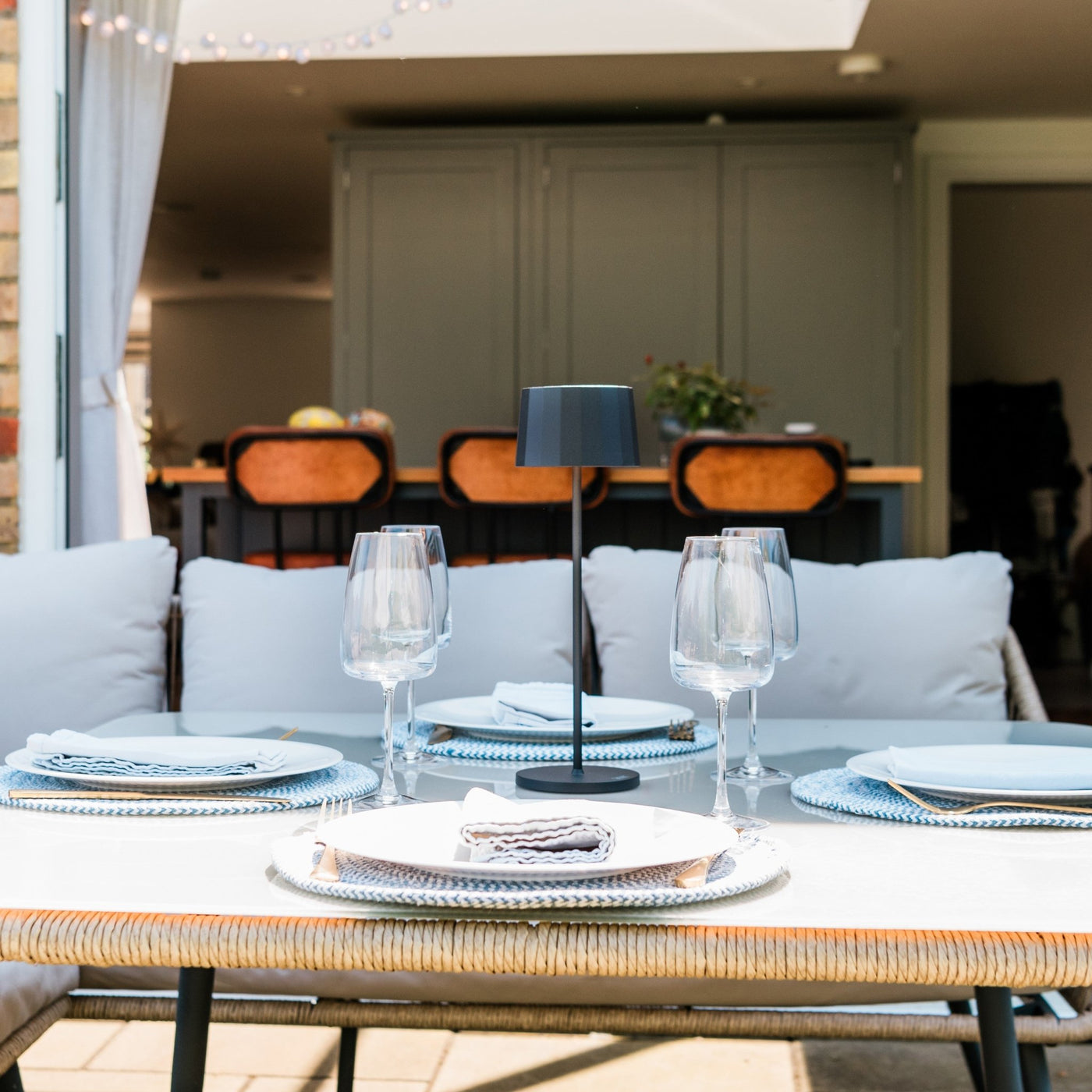 Stylish Restaurant Table Lamps & Lighting