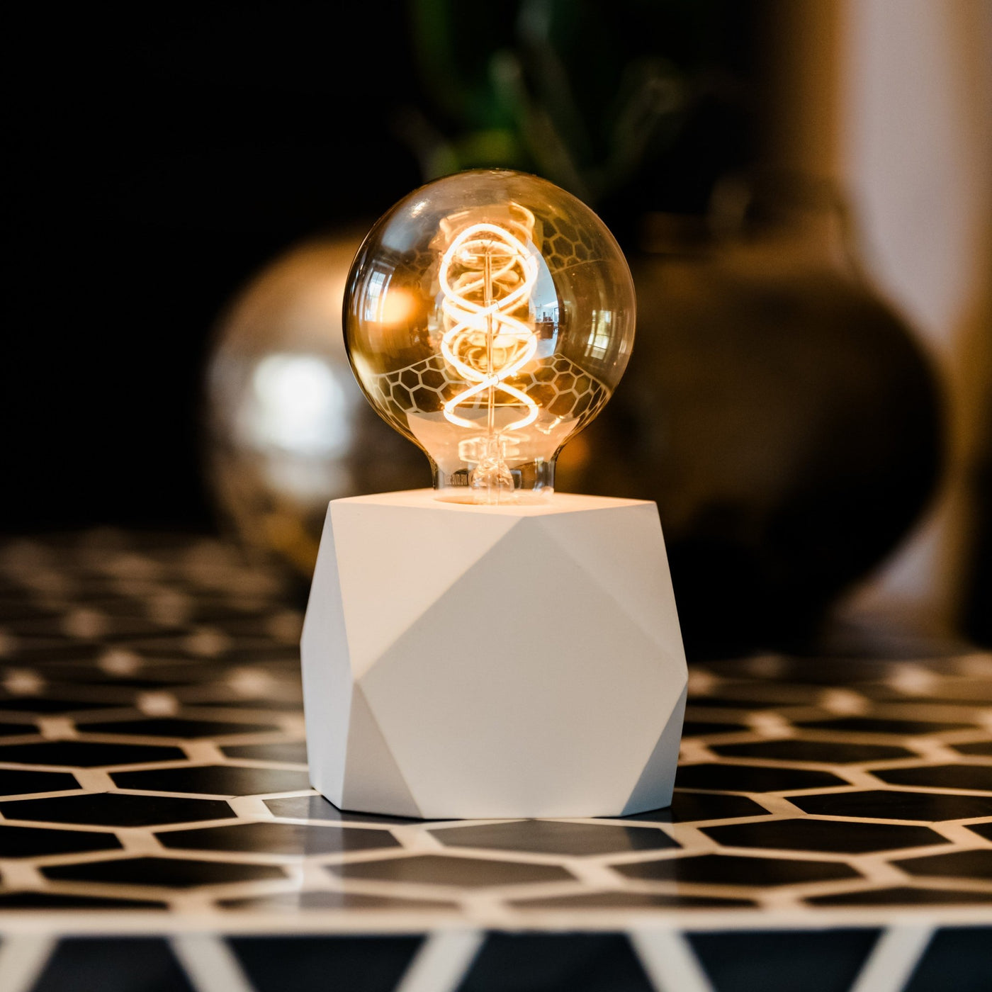 Restaurant Table Lamps | Rechargeable & Battery LED Table Lights