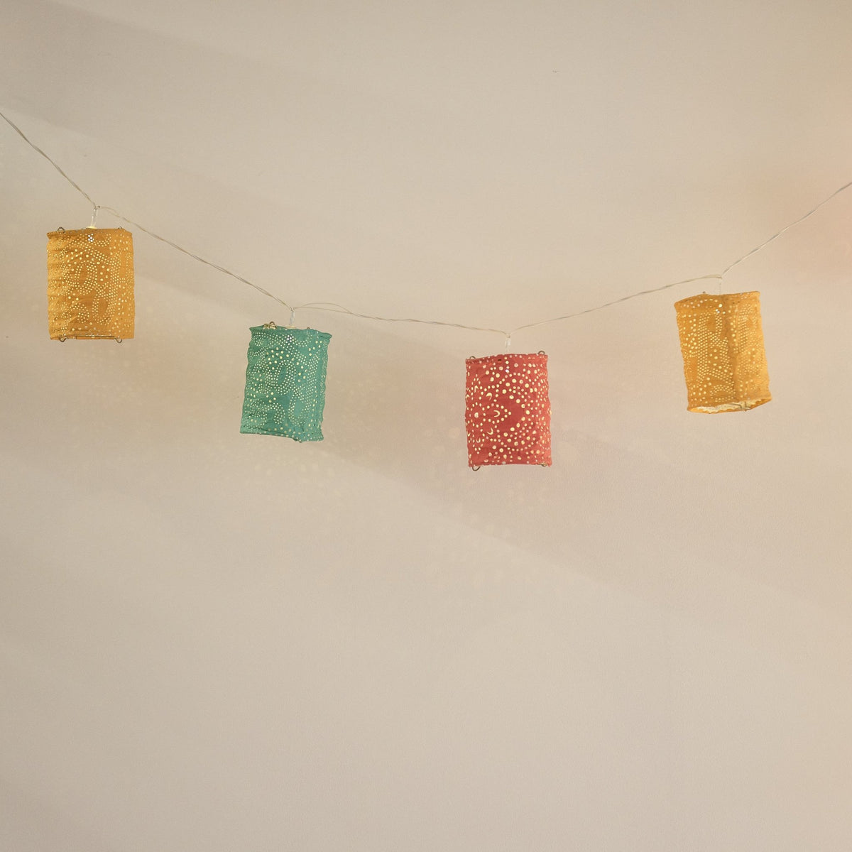 Lantern Chain | Colourful Boho Lanterns
